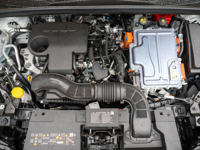 Renault Captur 1.6 E-Tech Hybrid 145 KM. Test cz.3. Silnik, spalanie ...