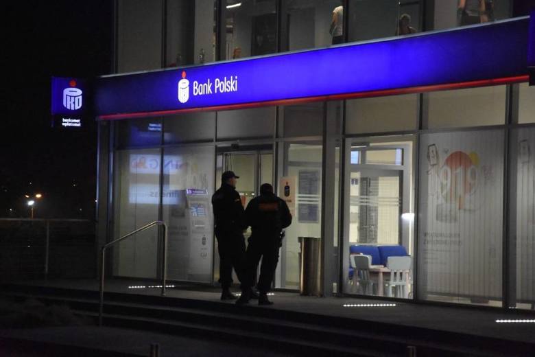 Częstochowa: 9 razy napadał na banki Invest Bank, ING, PKO w Dąbrowie ...