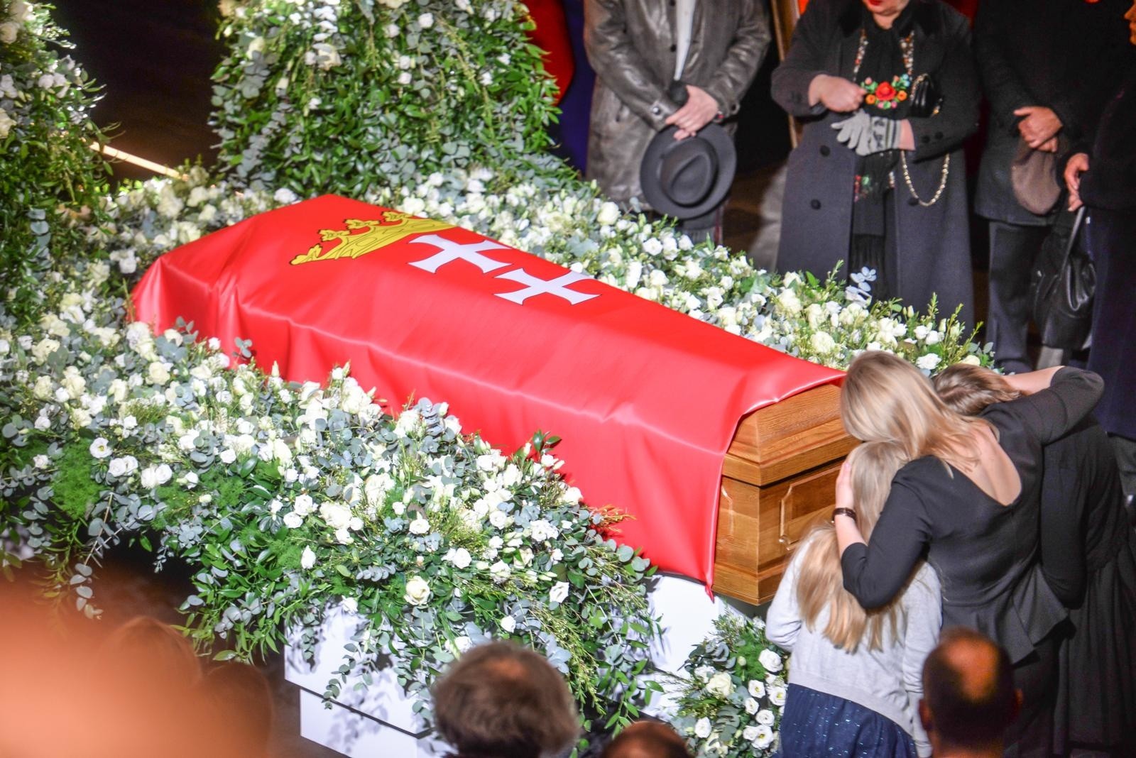 "Nikt nam Ciebie nie zastąpi". O mężu i ojcu mówią Magdalena, Antonina ...